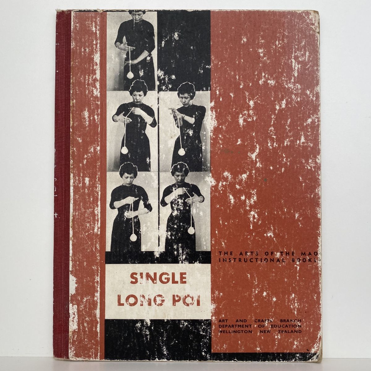 SINGLE LONG POI: The arts of the Maori instructional booklet