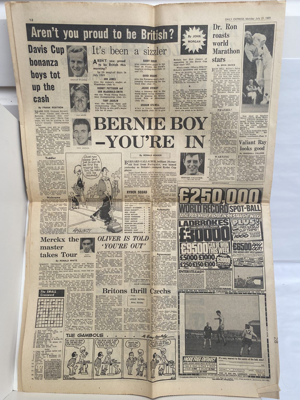 OLD NEWSPAPER: Daily Express, 21 July 1969 - Moon Landing Special