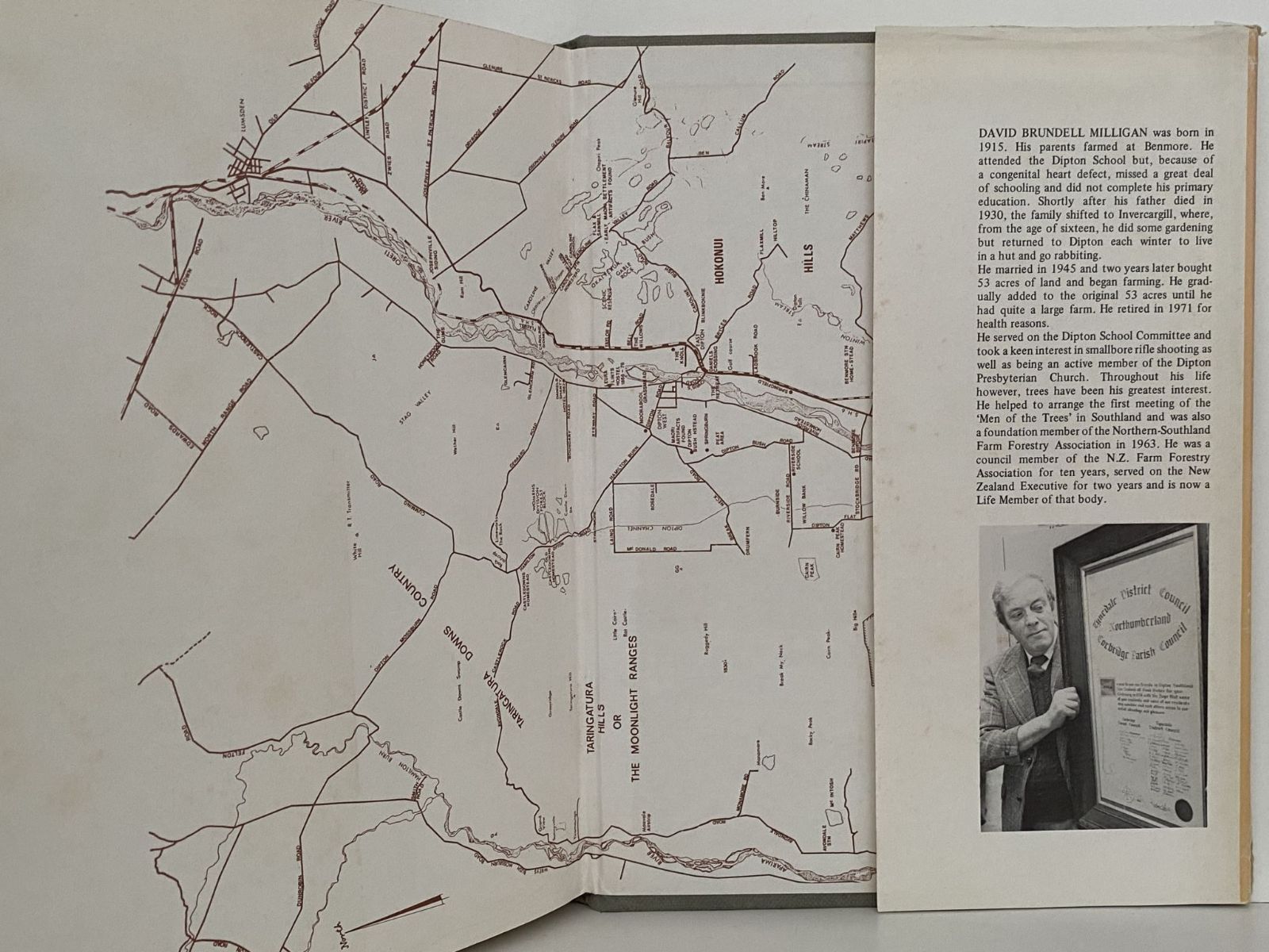 MOONLIGHT RANGES: The Story of Dipton 1877-1977