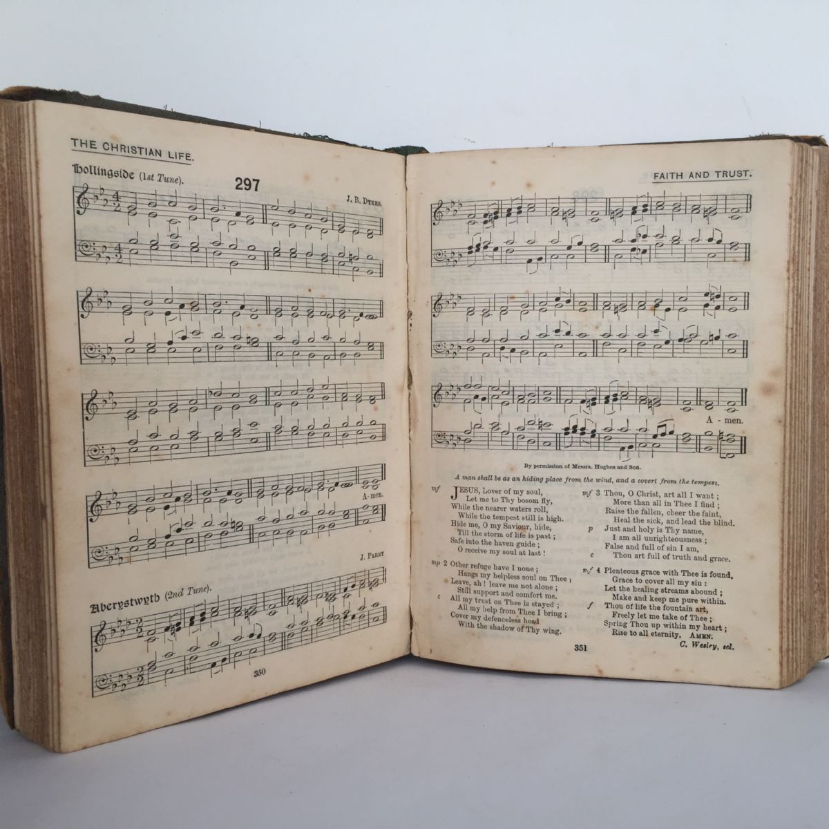 Church Praise : Hymns, Metrical Psalms, Chants, Santuses, Anthems